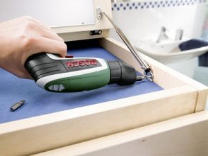 ボッシュ IXO5 実際に使ったら最高な電動ドライバーだった！【レビュー動画あり】 - DIYを楽しもう！